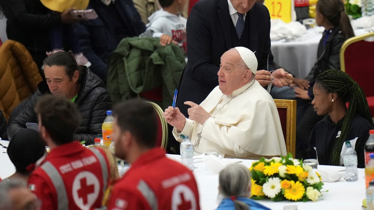 Papa Franjo poziva da se istraži da li izraelski napadi u Gazi predstavljaju genocid :: Svijet ...