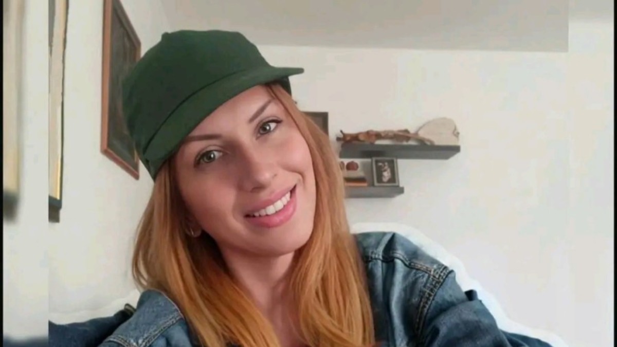 Milanka Ćorović: Novinarstvo je brzi espreso, a književnost je vino ... Milanka Ćorović: Novinarstvo je brzi espreso, a književnost je vino ...